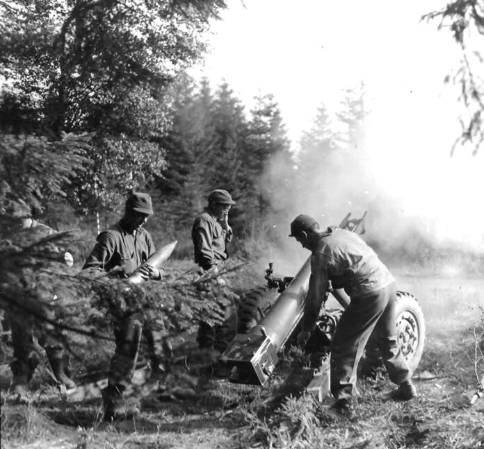 European Center Of Military History (EUCMH) 1st Infantry Division - Dom ...