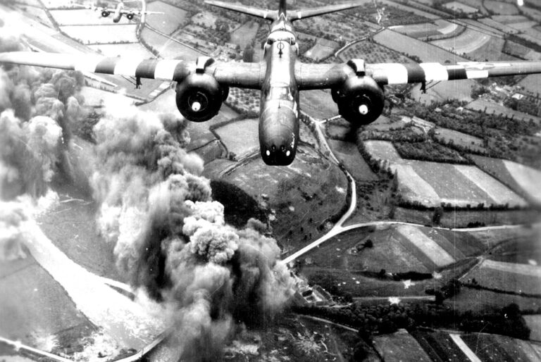 European Center Of Military History (EUCMH) German Defeat 1945 - Air ...